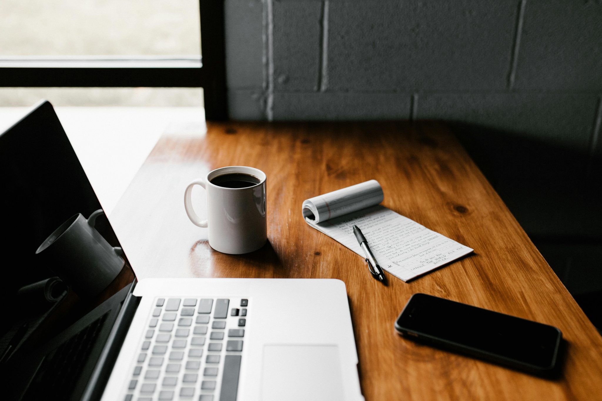 The Pros and Cons of Filing Your Taxes Online and On Paper – IRS.com